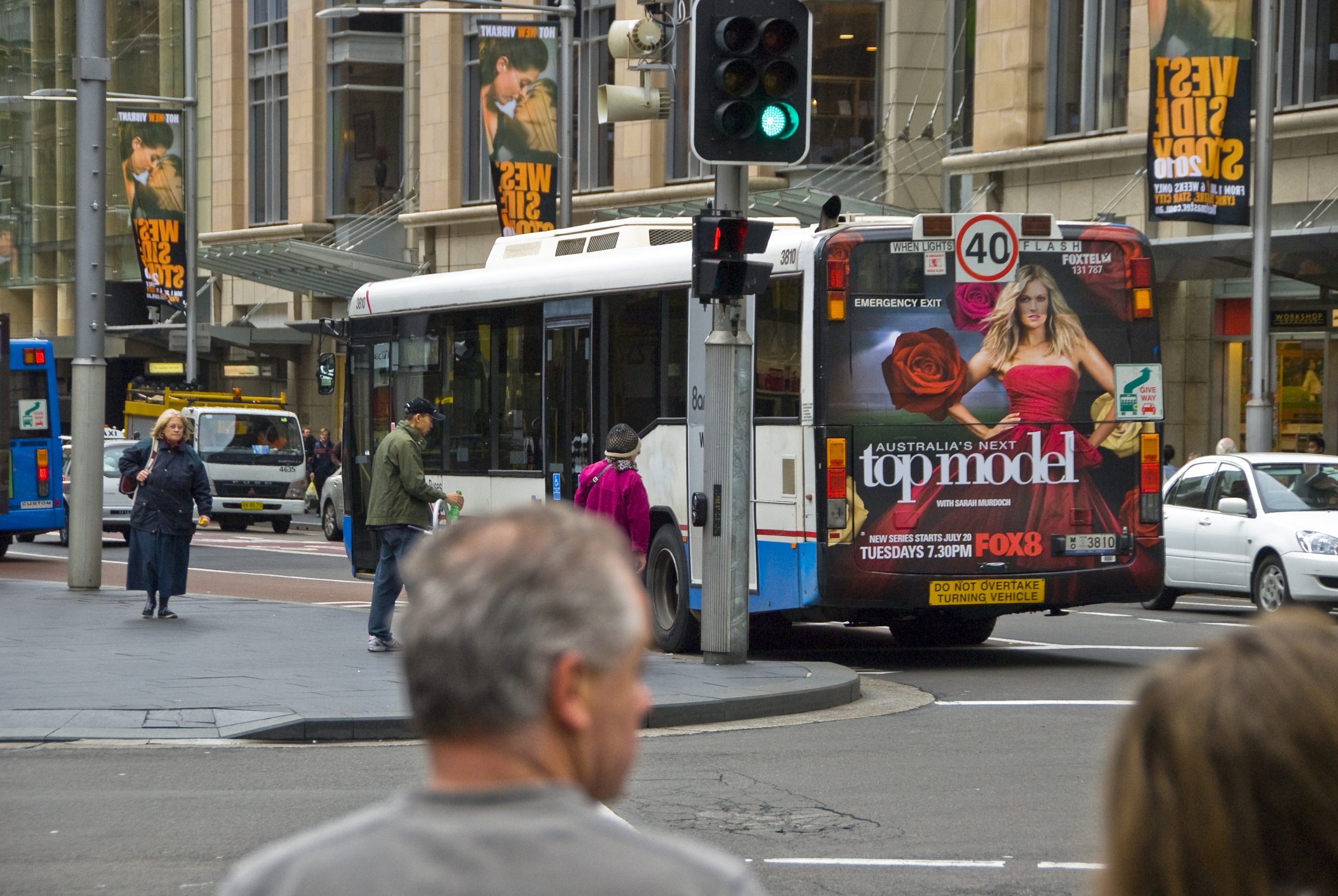 Bus Back Advertising