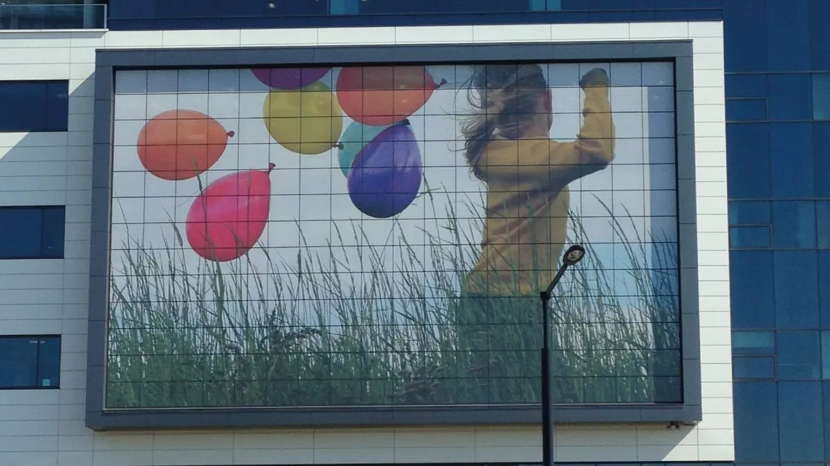 Building Wrap Advertising - Outdoor Advertising | Contra Vision®